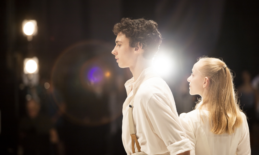 Steckbrief: Alessandro Frola - Hamburg Ballett